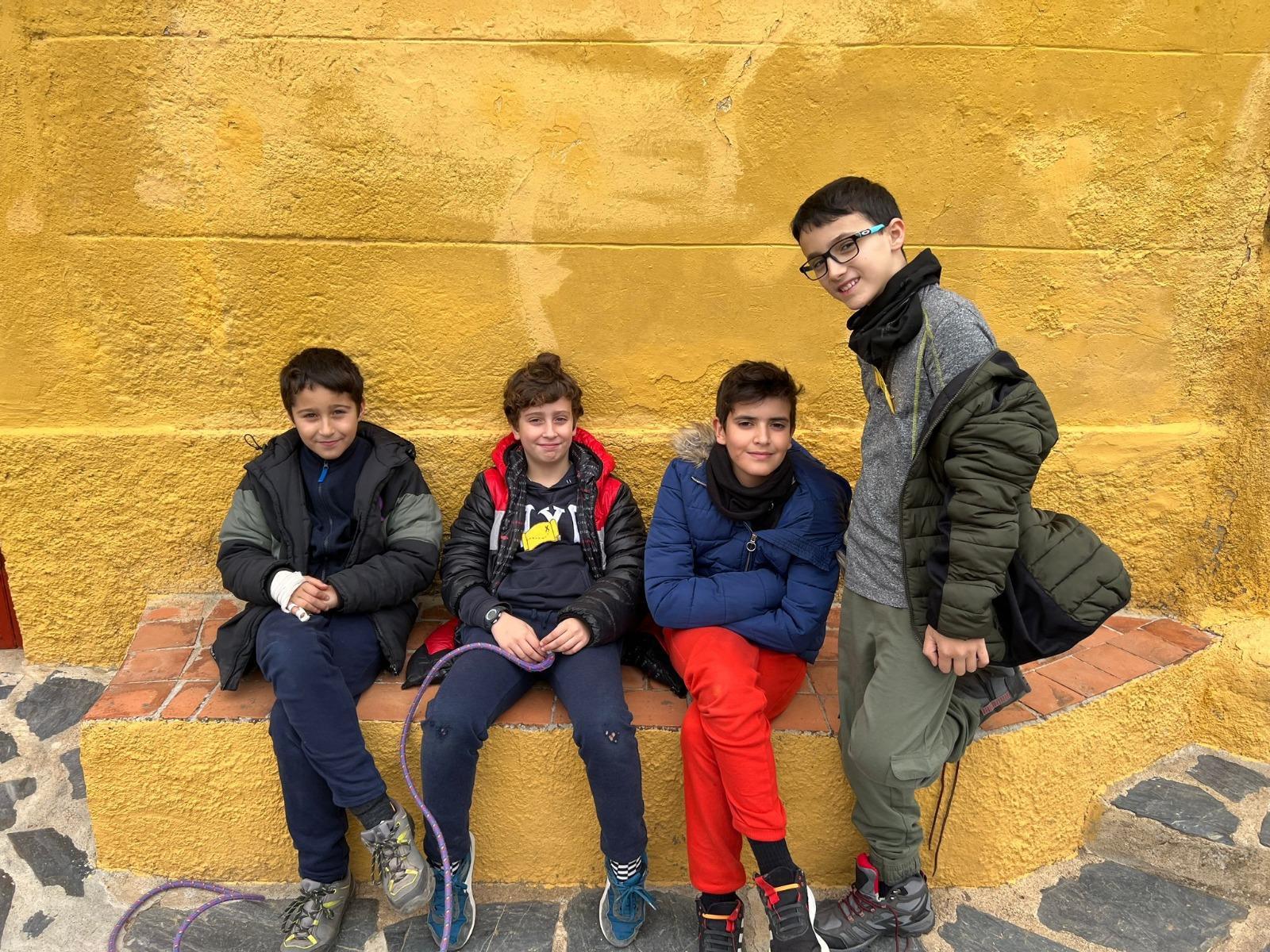 Continuem sumant moments junts!!! 1, 2, 3… Arrenca’t! - Col·legi Adela ...